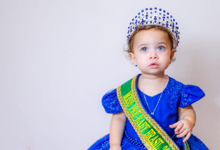 Conheça a Modelo Mirim Kyara Luísa Sertaniense - Café com Shah