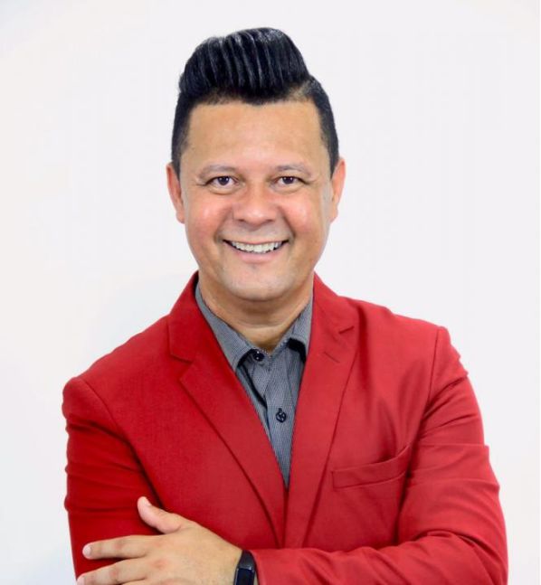 Edilson Alves o Cara da Nova Tv faz aniversário hoje ! Conheça sua ...